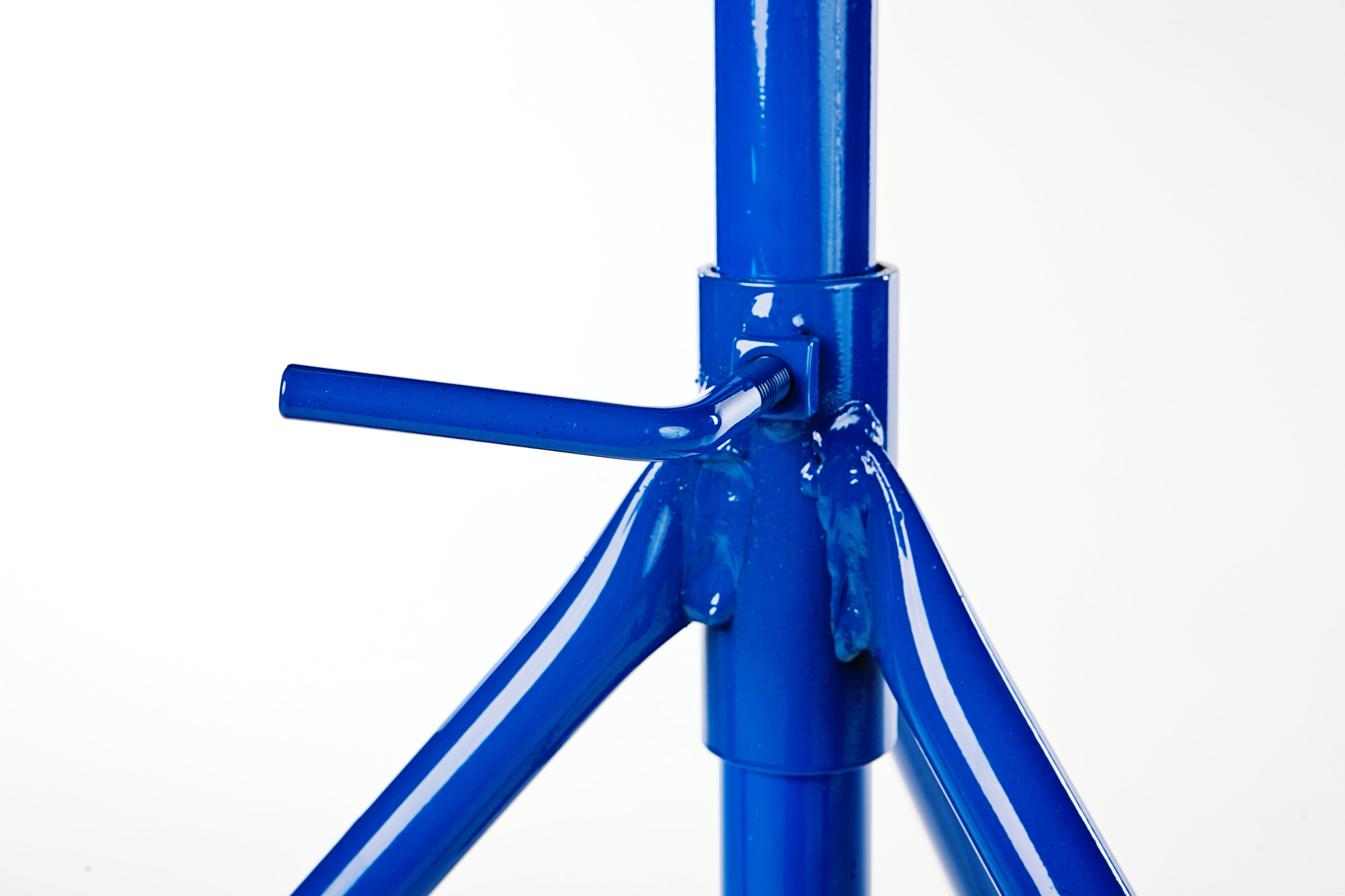 Portable Tripod Supports — GravityConveyor.com